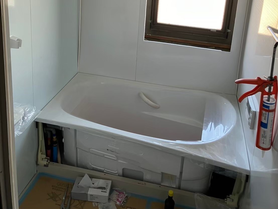 川口市にてUB、WC交換工事～バリアフリー化～ ┃ 未来アート株式会社丨埼玉県川口市の塗り替え・住宅リフォーム・メンテナンス